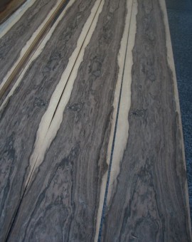 Louro Preto 30x140cm – Hout-Fineer.nl